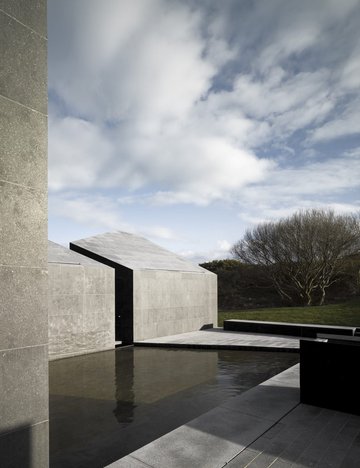 Niall McLaughlin | The Warren Trust